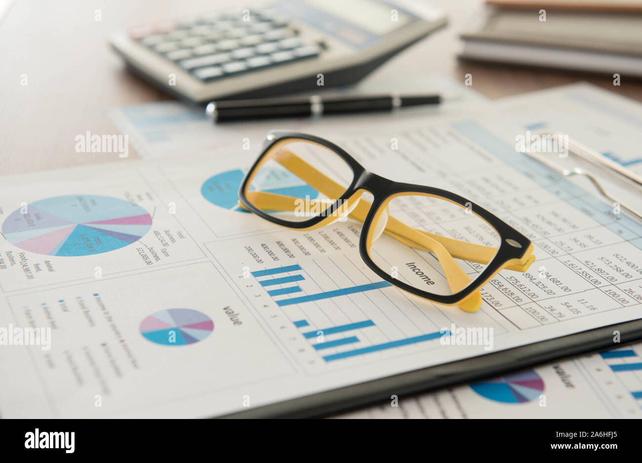 Report calculator hi-res stock photography and images - Alamy