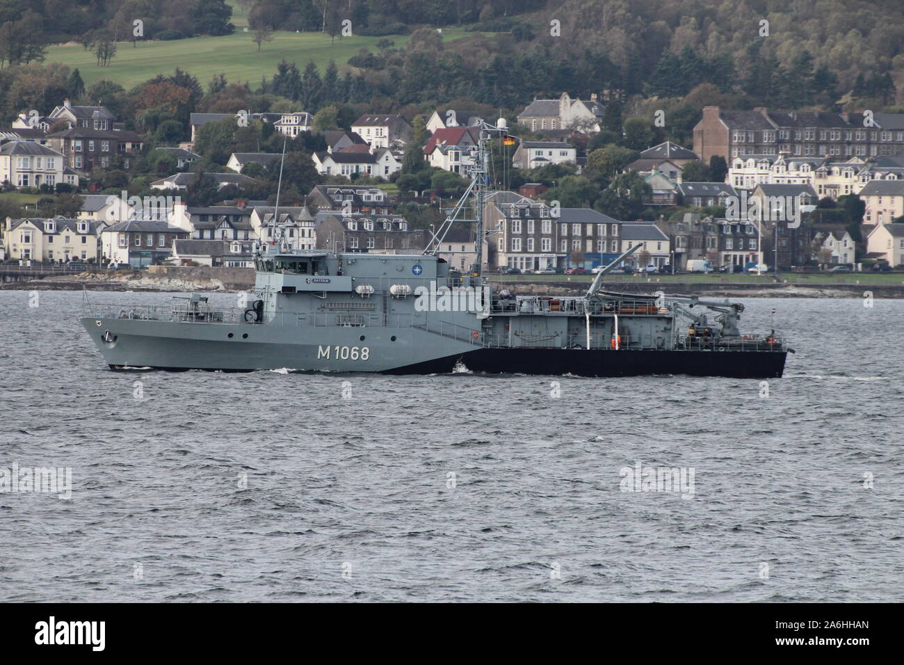 Fgs datteln m1068 frankenthal class minehunter hi-res stock photography ...