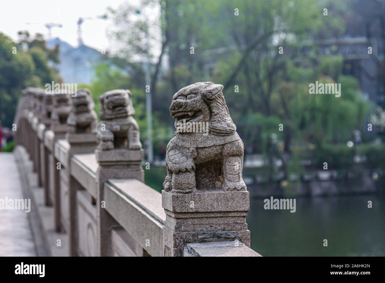 Old statue chinthe lion hi-res stock photography and images - Alamy