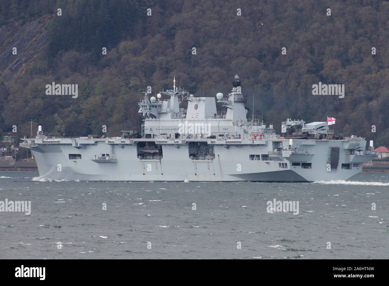 HMS Ocean (L12), a helicopter carrier and amphibious assault vessel ...