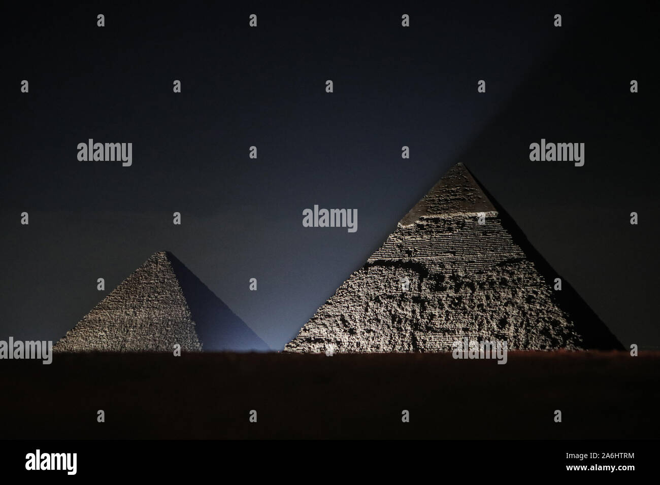 Giza plateau pyramids 2019 hi-res stock photography and images - Alamy