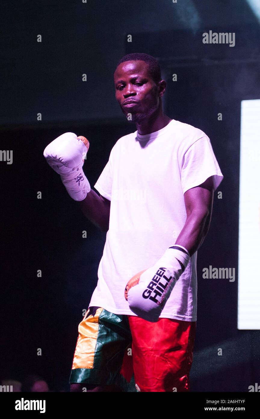The boxer maxwell awuku hi-res stock photography and images - Alamy