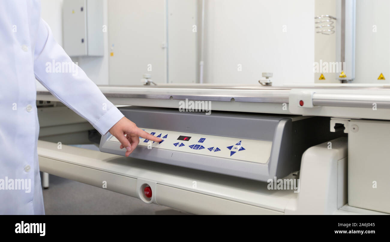 High tech machine hi-res stock photography and images - Alamy