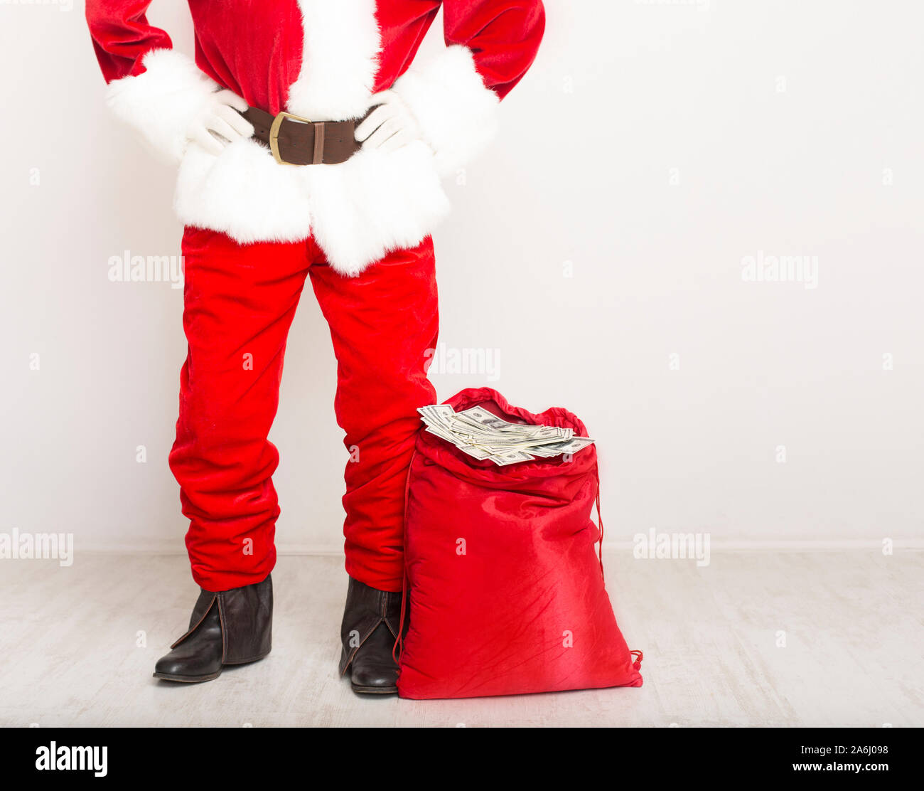 Sack of money dollars hi-res stock photography and images - Alamy
