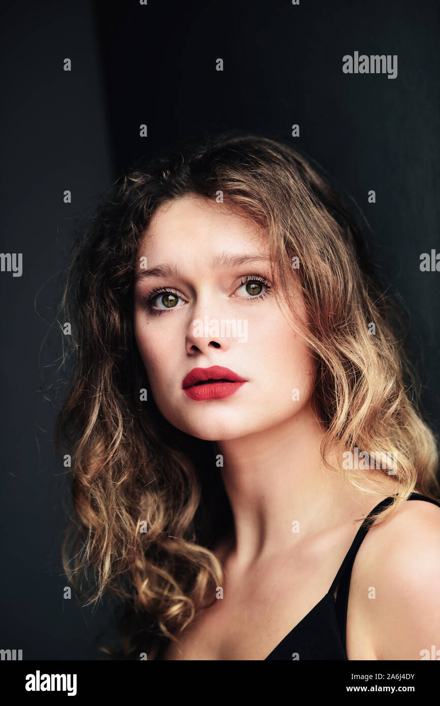 Worried look hi-res stock photography and images - Alamy