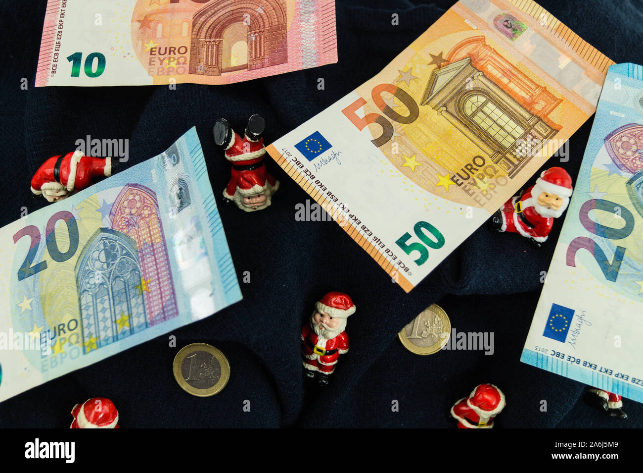 Payroll christmas hi-res stock photography and images - Alamy