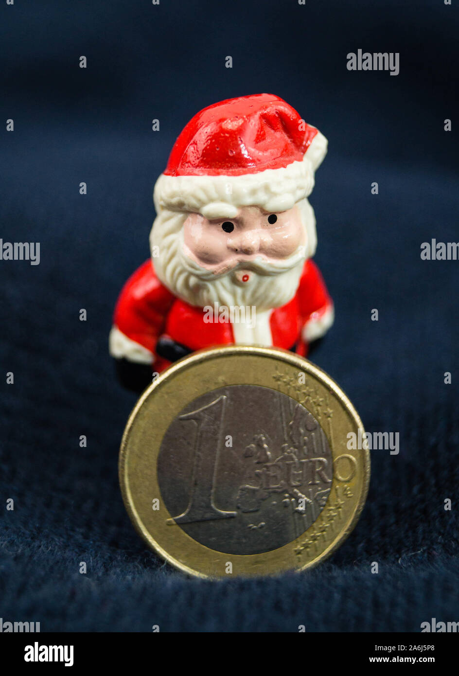 Payroll christmas hi-res stock photography and images - Alamy