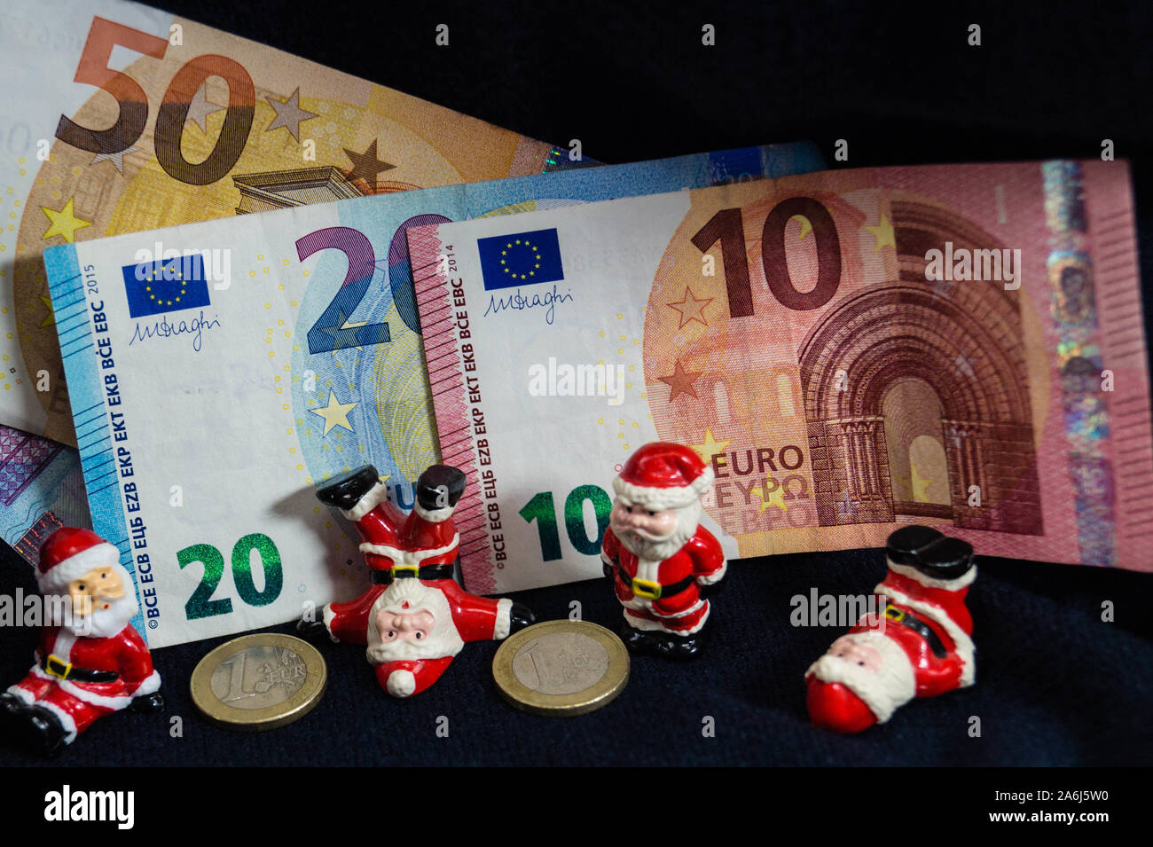 Payroll christmas hi-res stock photography and images - Alamy