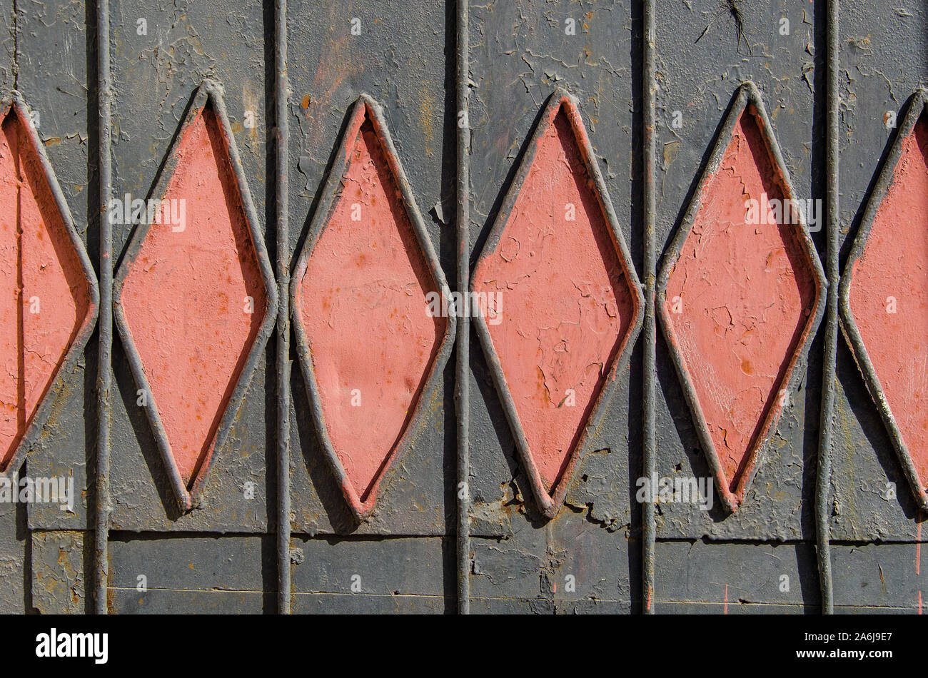 Old metall fence background. Old metal fence with rhomboid ornament ...