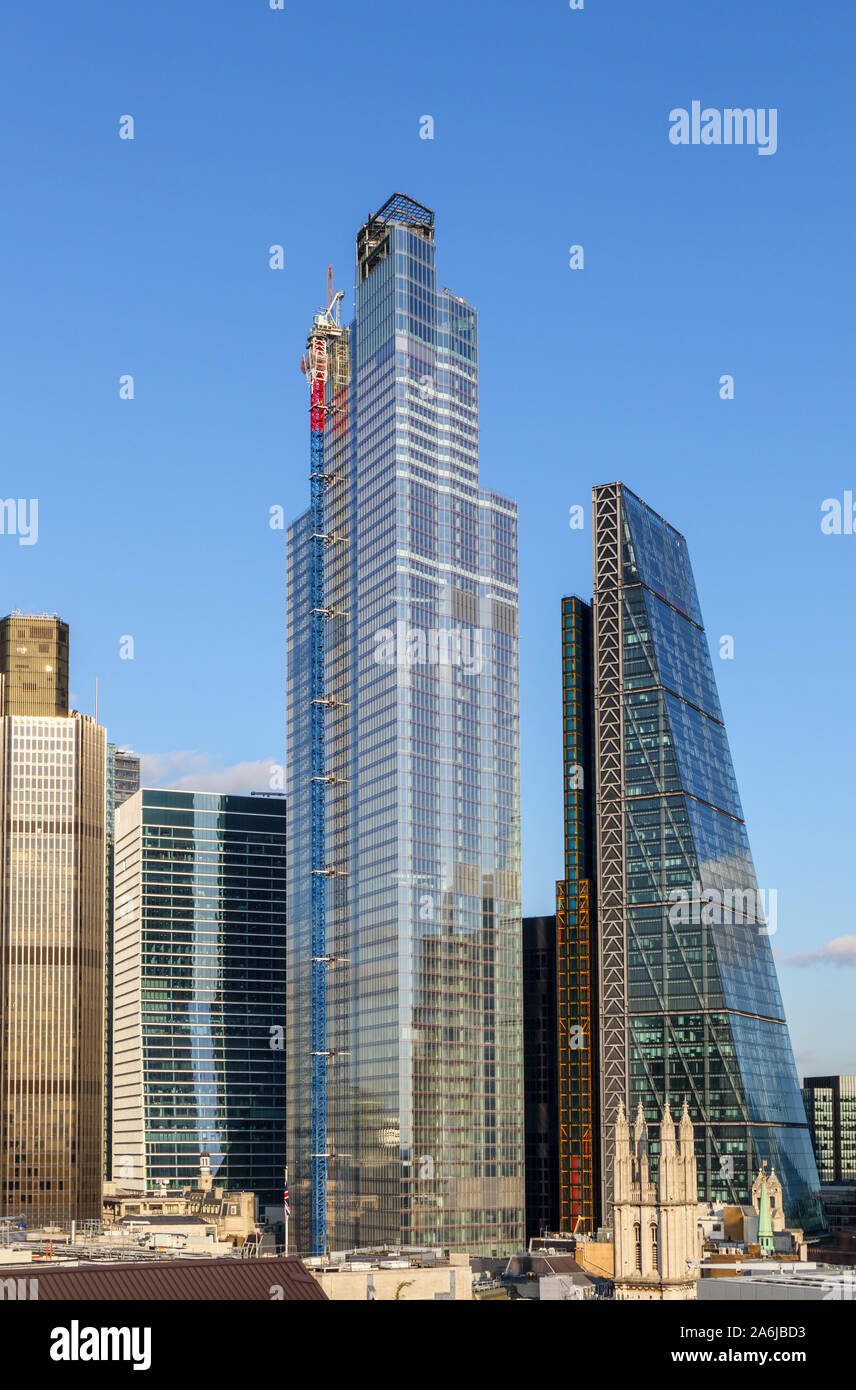 City of London financial district skyscrapers: Tower 42, 100 ...