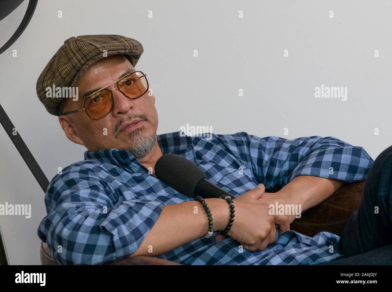 Joey santiago berlin hi-res stock photography and images - Alamy