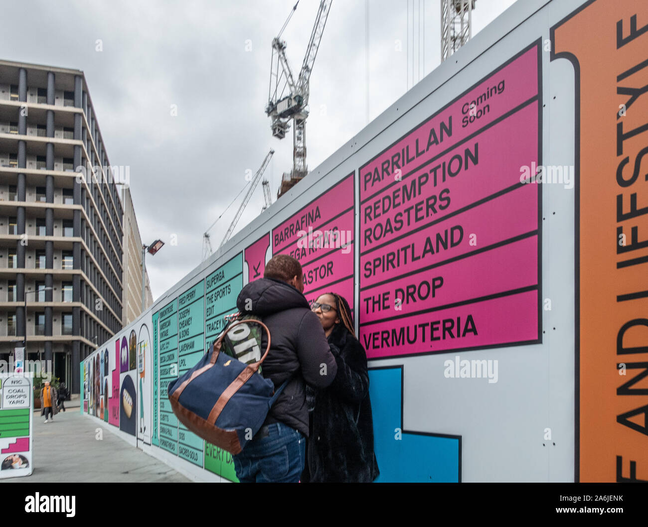 Exchange words hi-res stock photography and images - Alamy