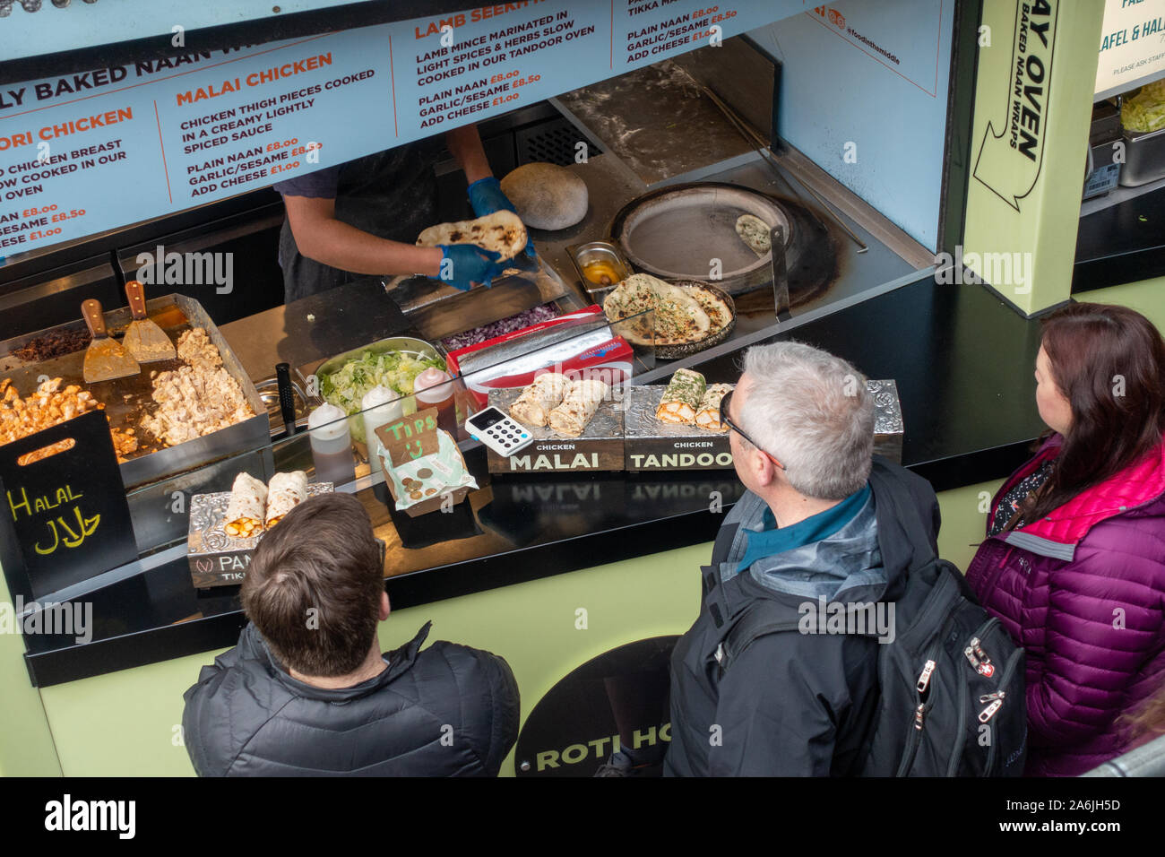 people queueing for food Stock Photo - Alamy