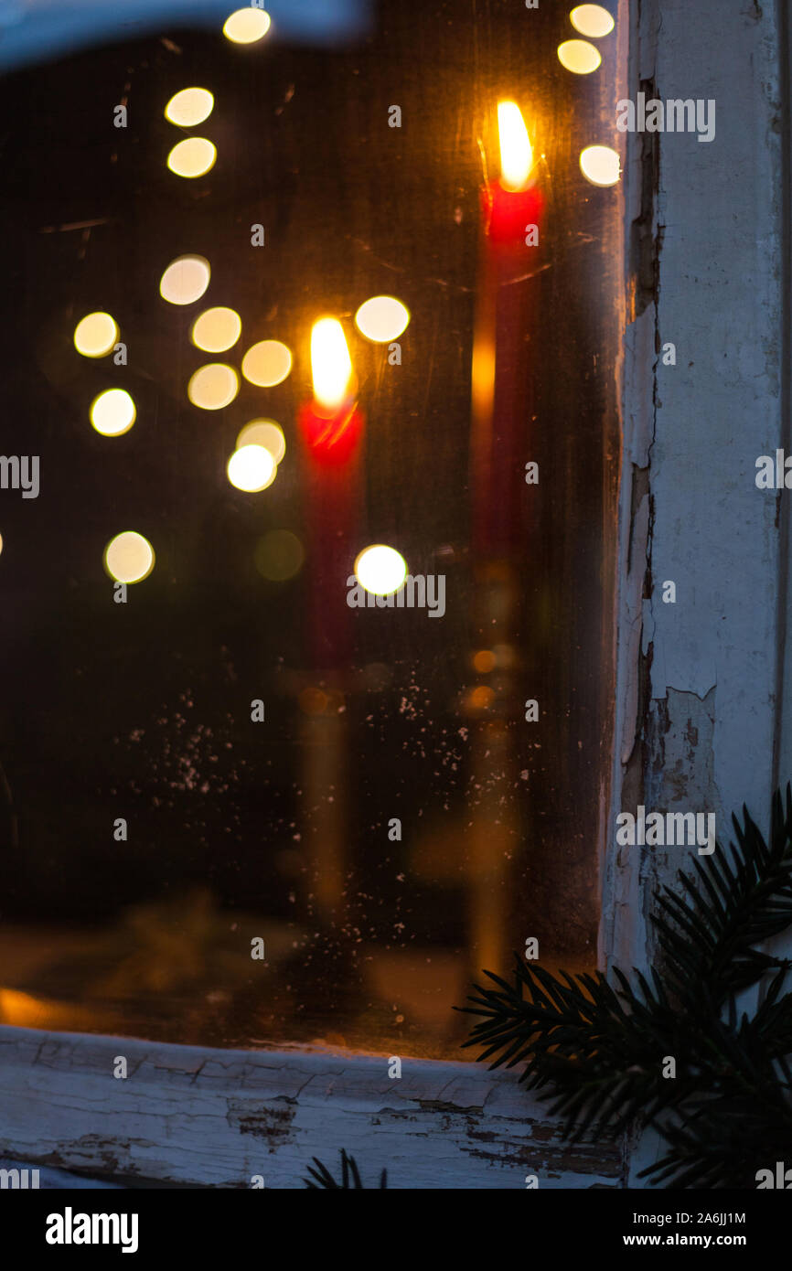 Old window frames hi-res stock photography and images - Alamy