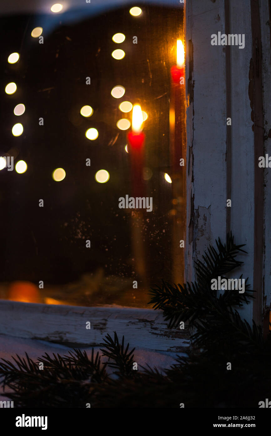 Old window frames hi-res stock photography and images - Alamy