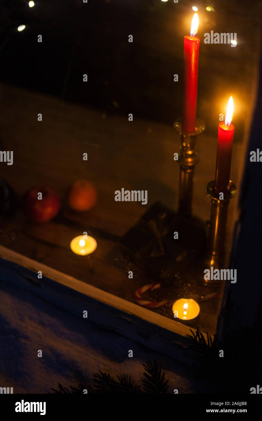 Old window frames hi-res stock photography and images - Alamy