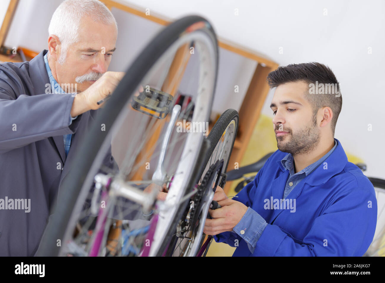 Fixing patch hi-res stock photography and images - Alamy