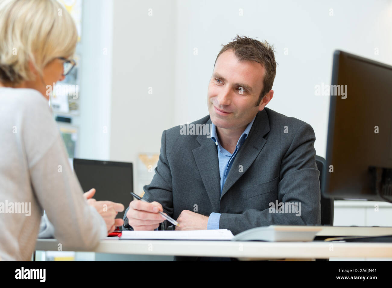 Specialist investor hi-res stock photography and images - Alamy