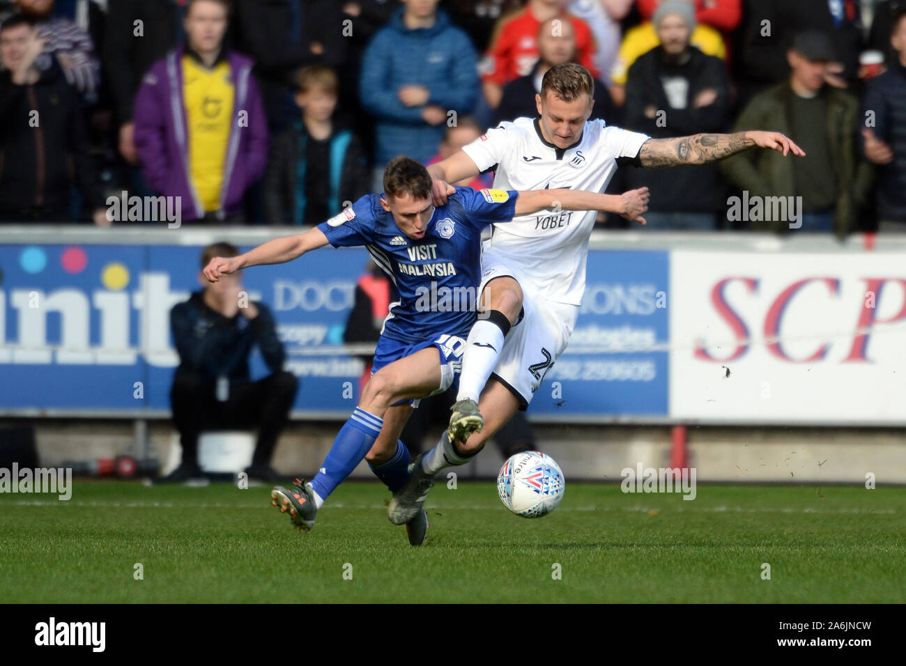 Ben whyte hi-res stock photography and images - Alamy