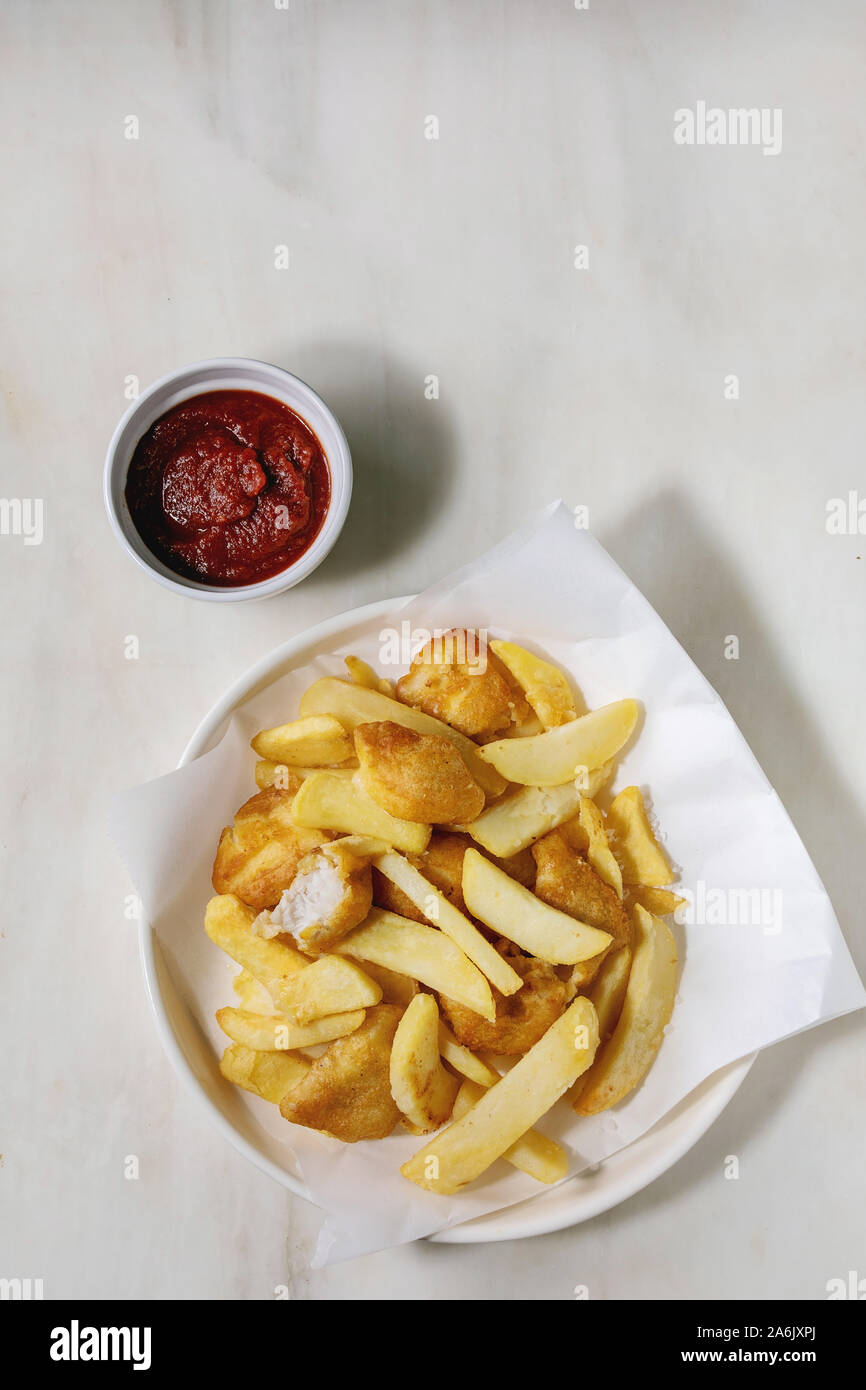 Classic fish and chips Stock Photo - Alamy