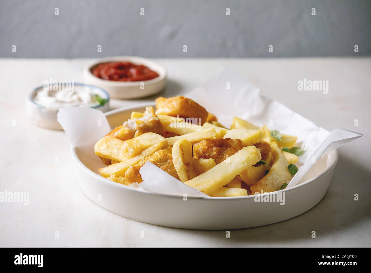 Classic fish and chips Stock Photo - Alamy