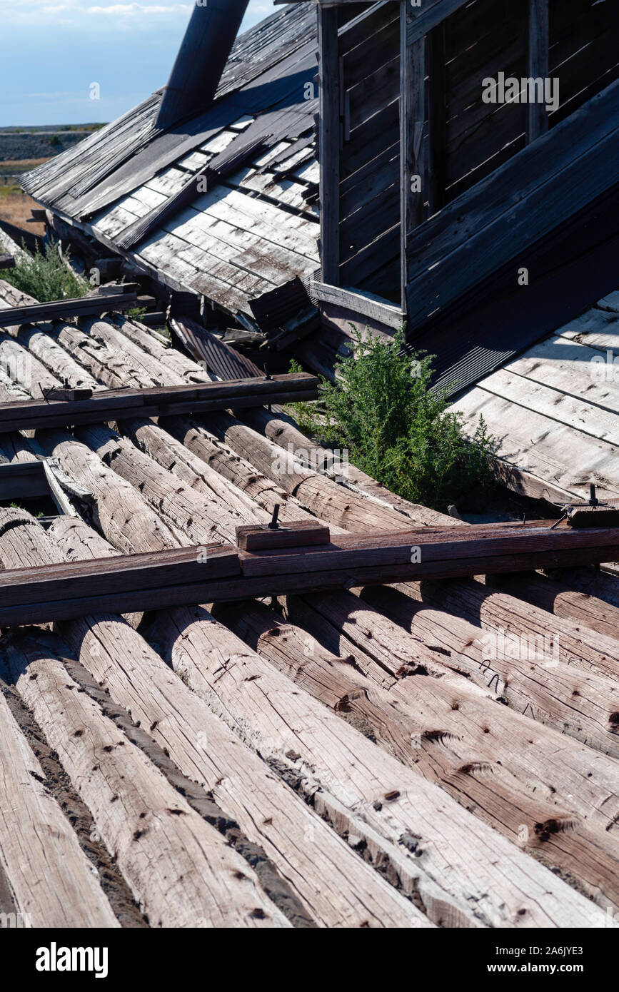 Images from an abandoned ranch (ghost town) in rural Sweetwater County ...
