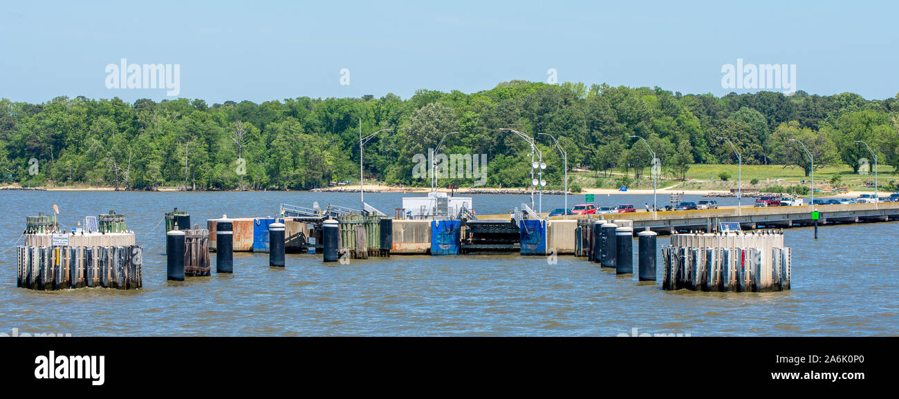 James dock hi-res stock photography and images - Alamy