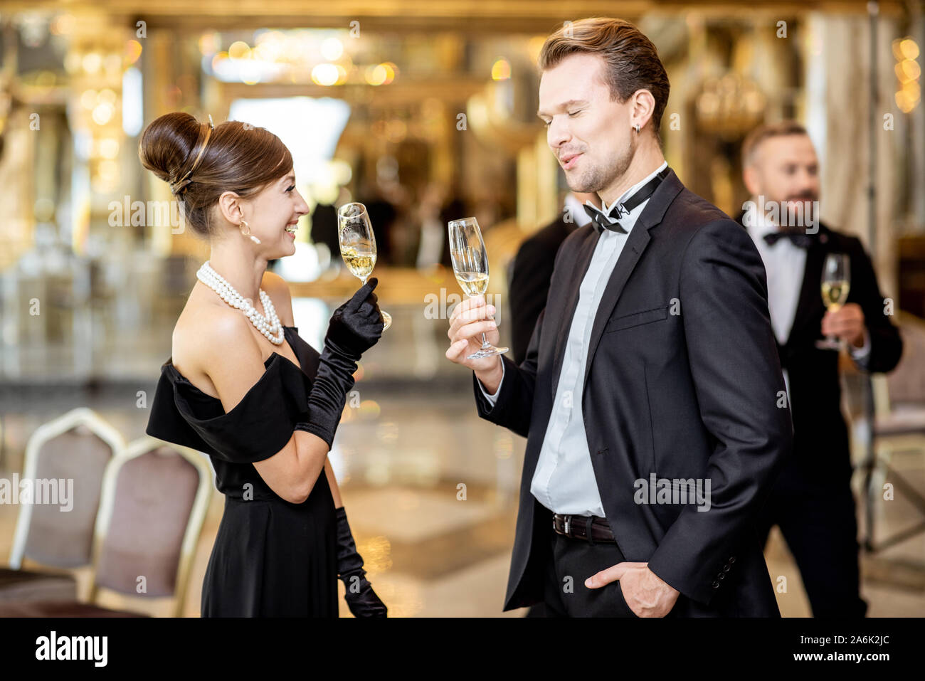 Retro woman drinking wine hi-res stock photography and images - Alamy