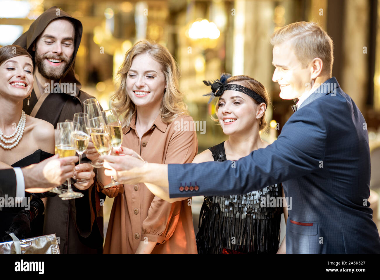Elegant group dressed hi-res stock photography and images - Alamy