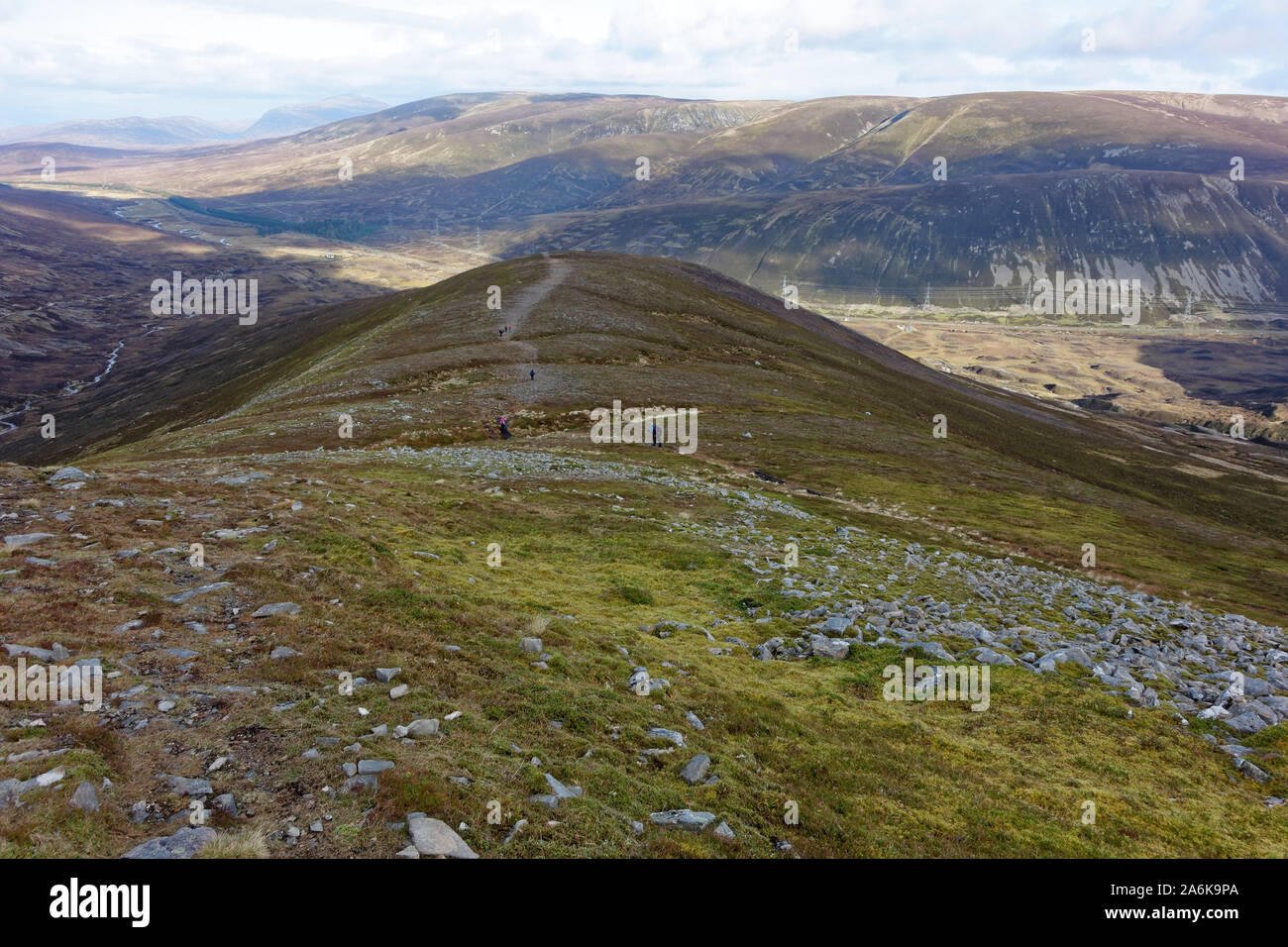 Hillwalkers descend A'Mharconaich Stock Photo - Alamy