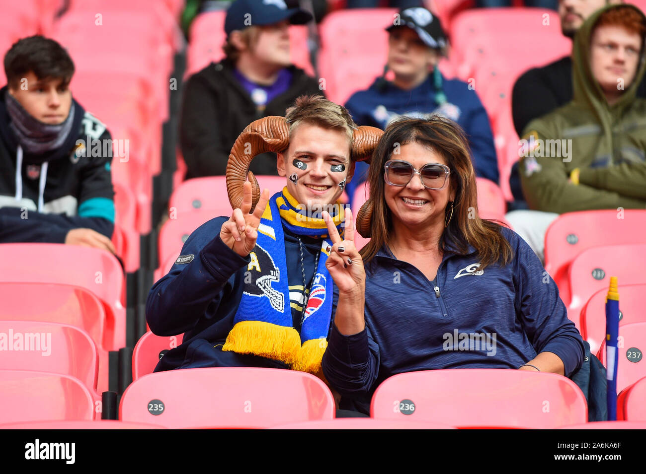 La rams and cincinnati bengals hi-res stock photography and images - Alamy