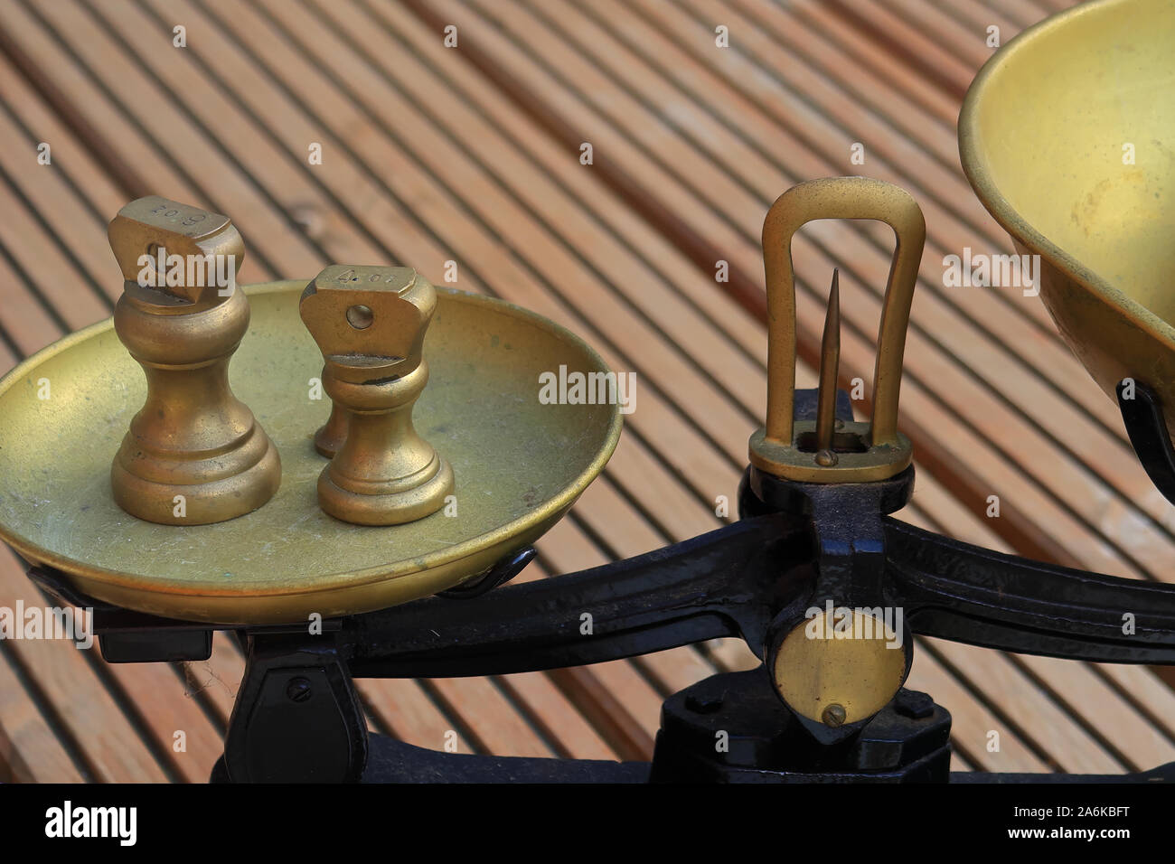 Old fashioned traditional weighing scales hi-res stock photography and ...