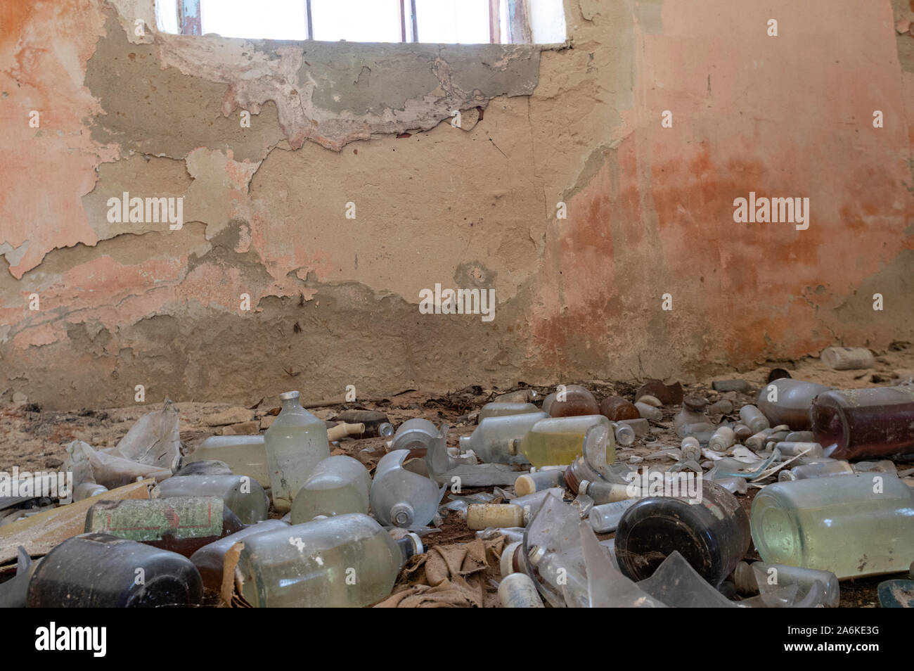 A lot of broken medicines. Medicines and potions Stock Photo - Alamy
