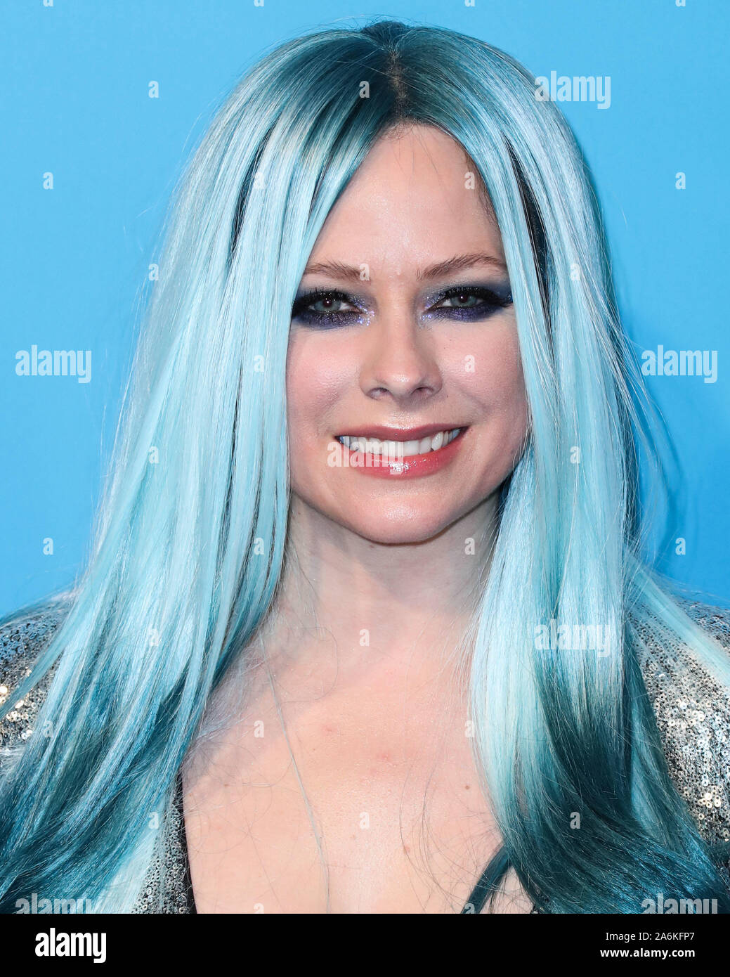 Avril lavigne _26 red carpet event hi-res stock photography and images ...