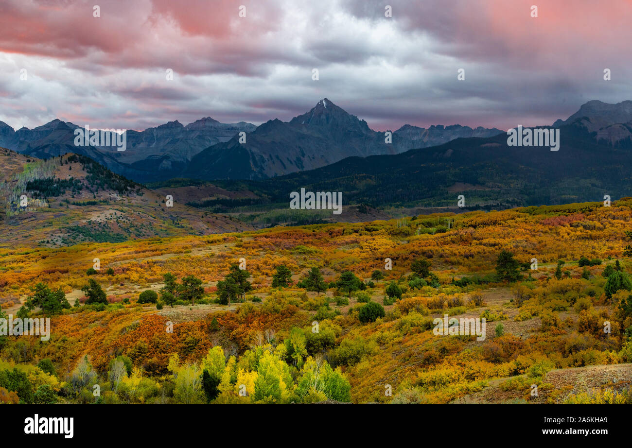 The Beautiful Dallas Divide During a Rainstorm in Autumn Stock Photo ...
