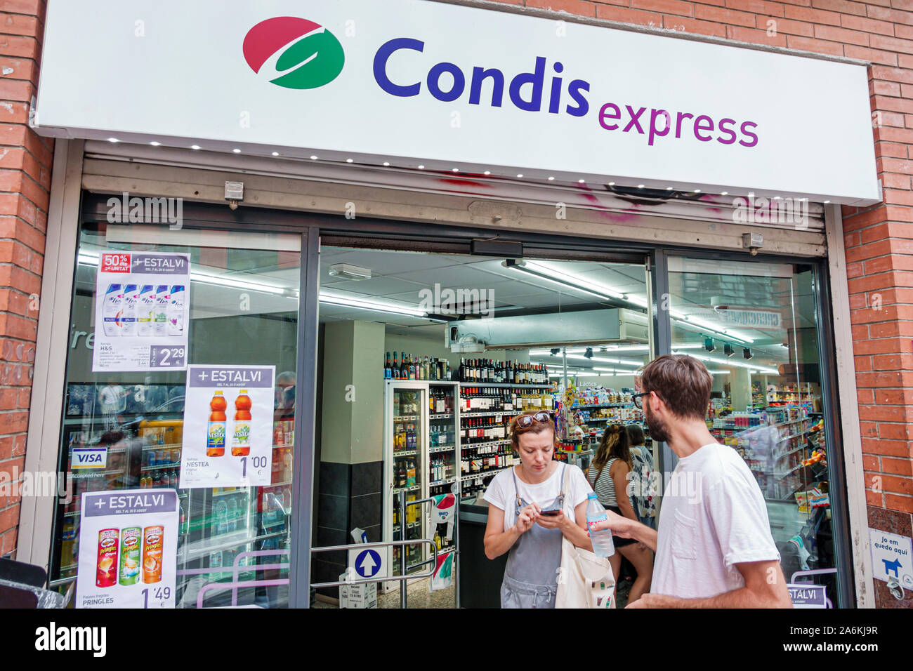 Condis express hi-res stock photography and images - Alamy