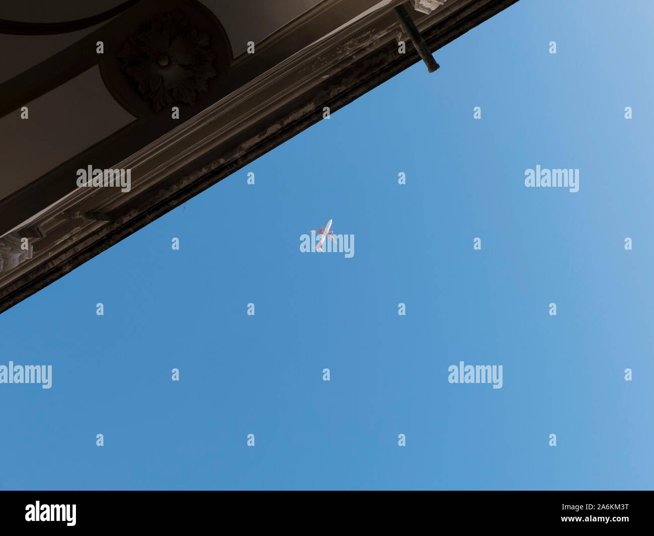 High speed cruising hi-res stock photography and images - Alamy