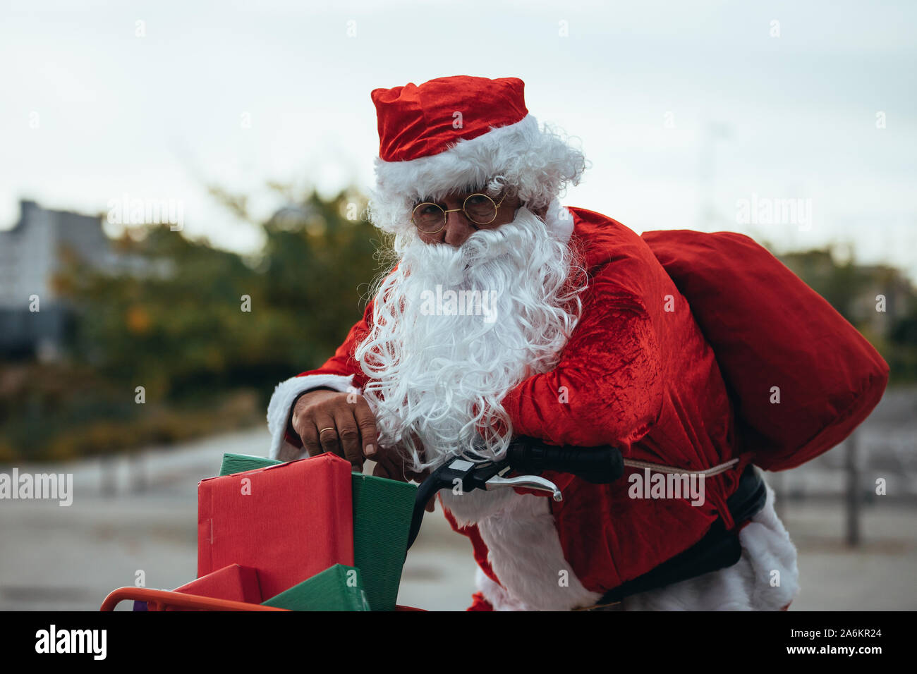 Exhausted santa claus hi-res stock photography and images - Alamy