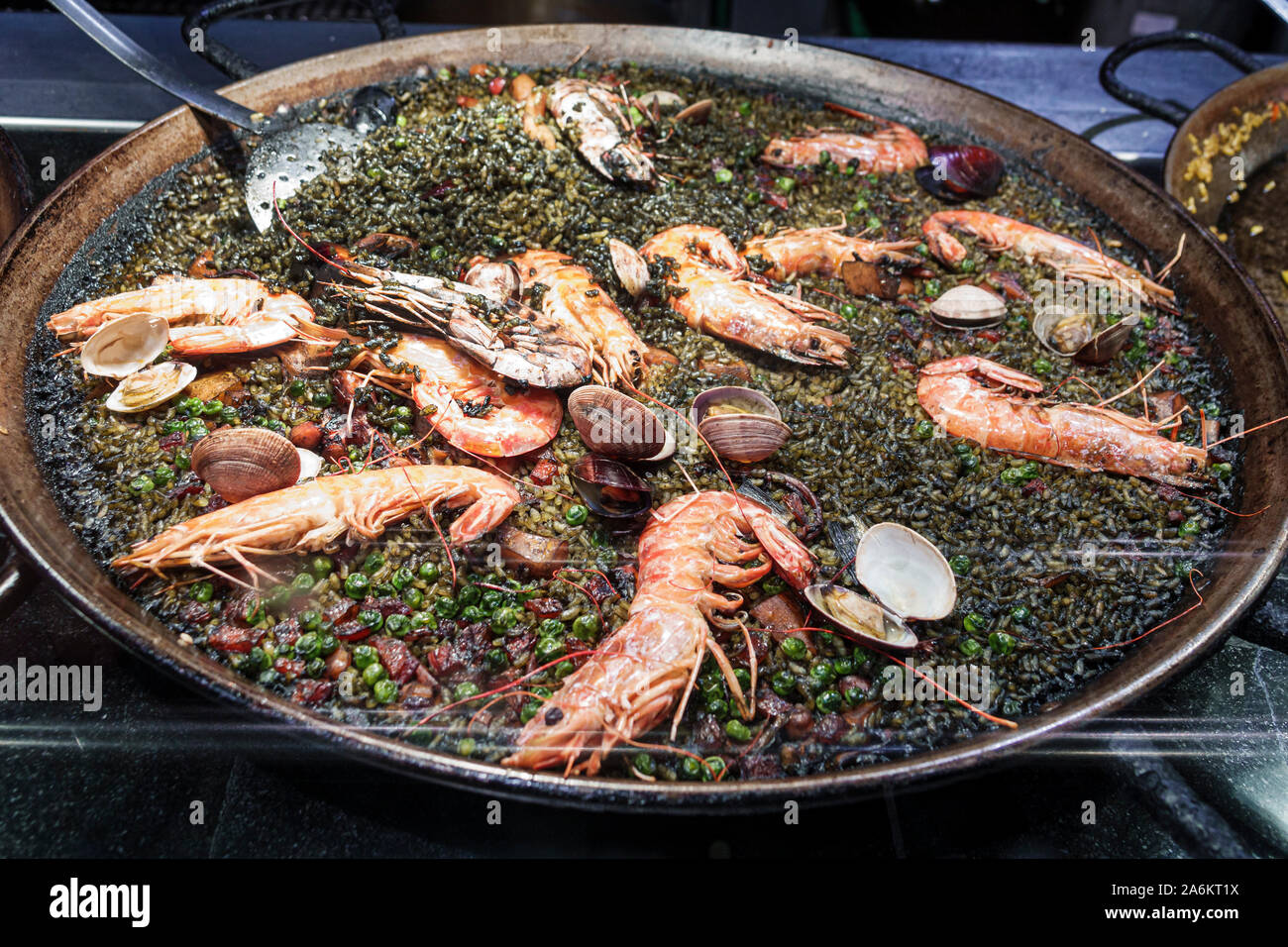 Bistro pan pan hi-res stock photography and images - Alamy