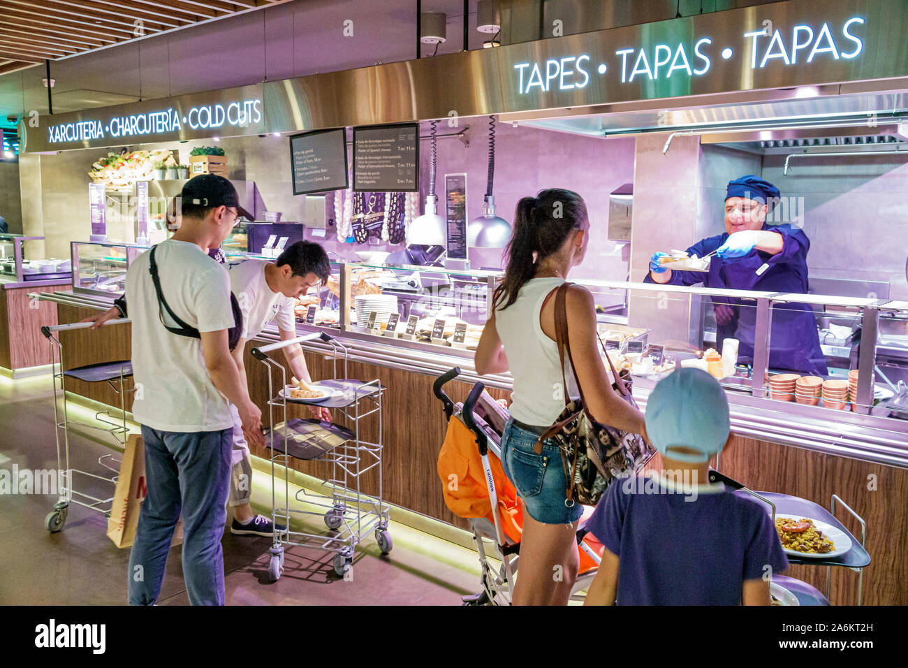 Barcelona Spain,Catalonia Catalunya,Plaza Placa de Catalunya,El Corte ...