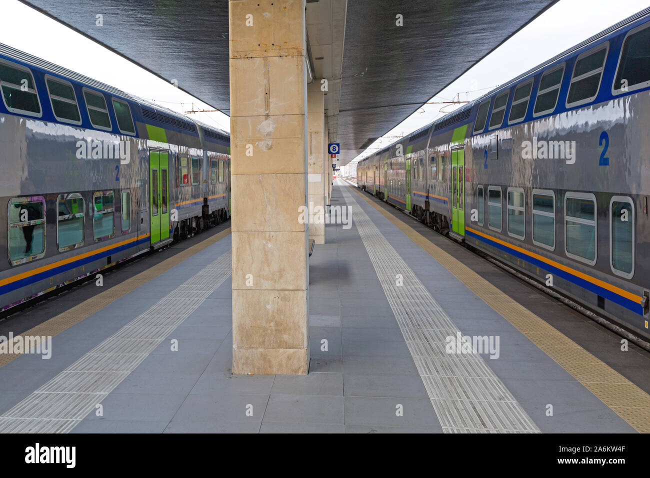 Double decker train in italy hi-res stock photography and images - Alamy