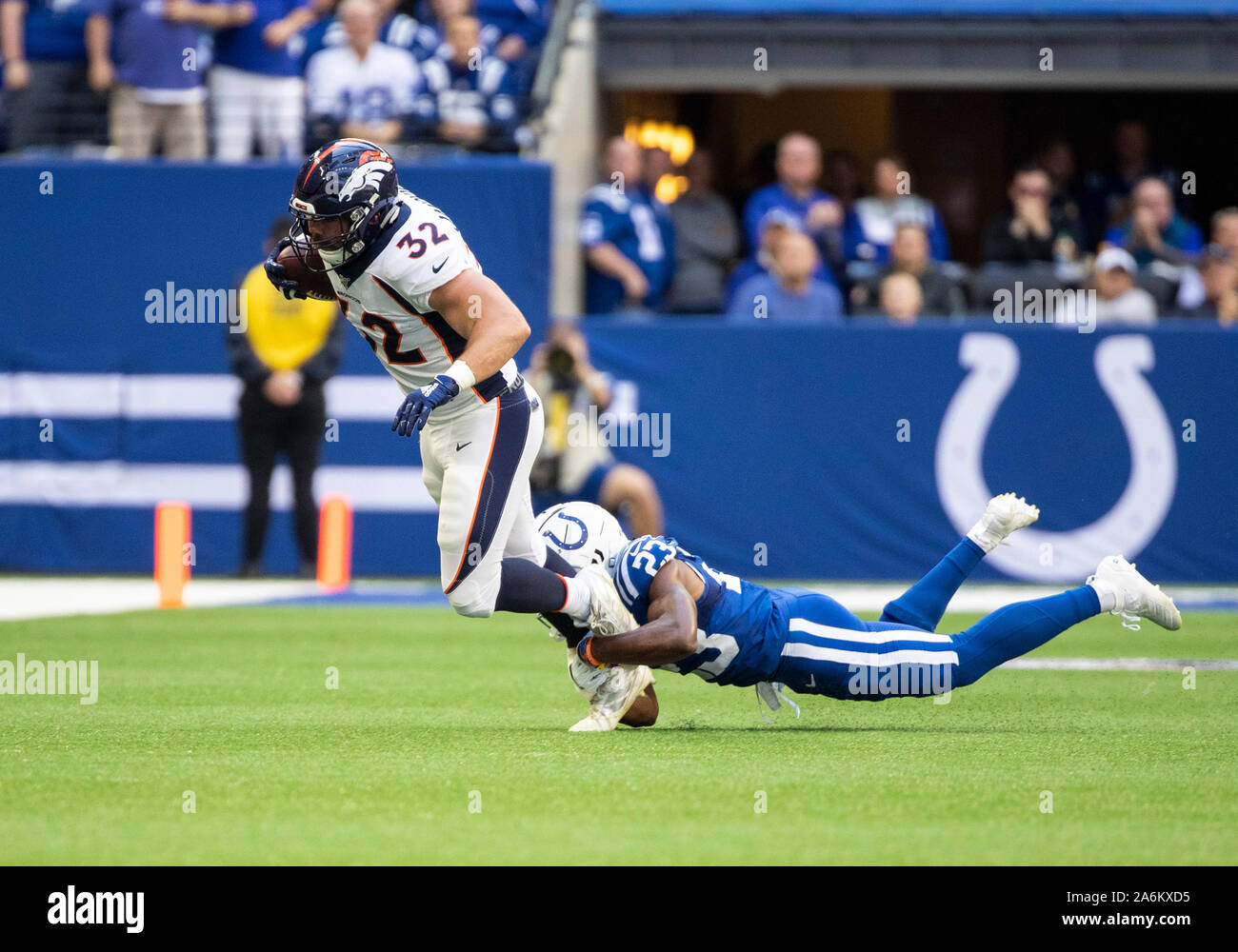 Indianapolis, Indiana, USA. 27th Oct, 2019. Denver Broncos running back ...