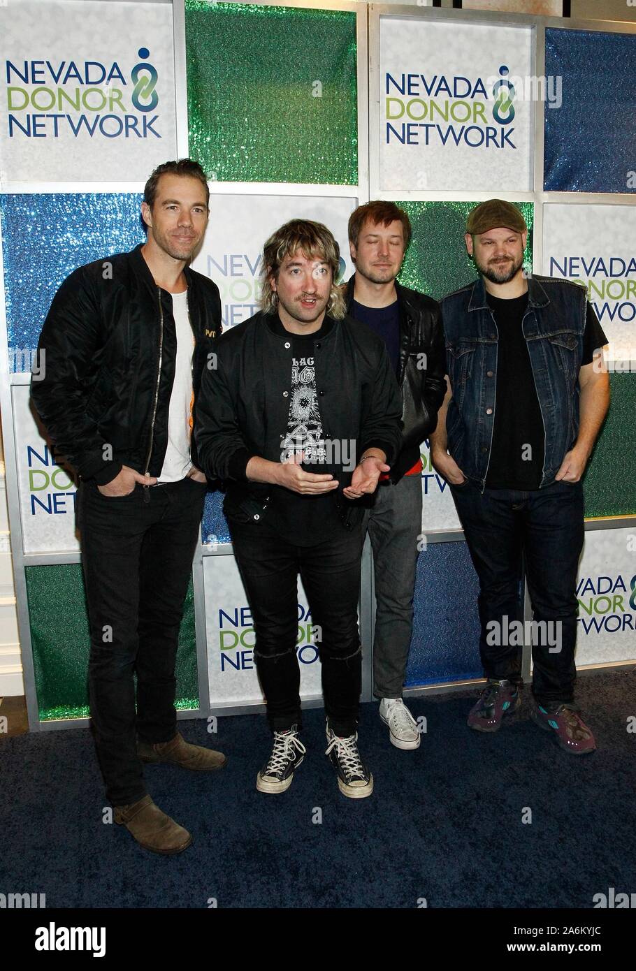 Mike retondo of plain white ts hi-res stock photography and images - Alamy