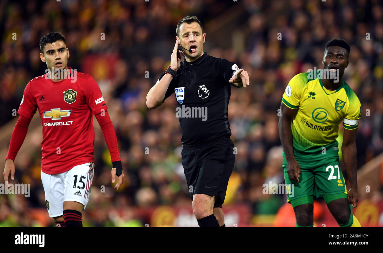 Referee stuart attwell during premier hi-res stock photography and ...
