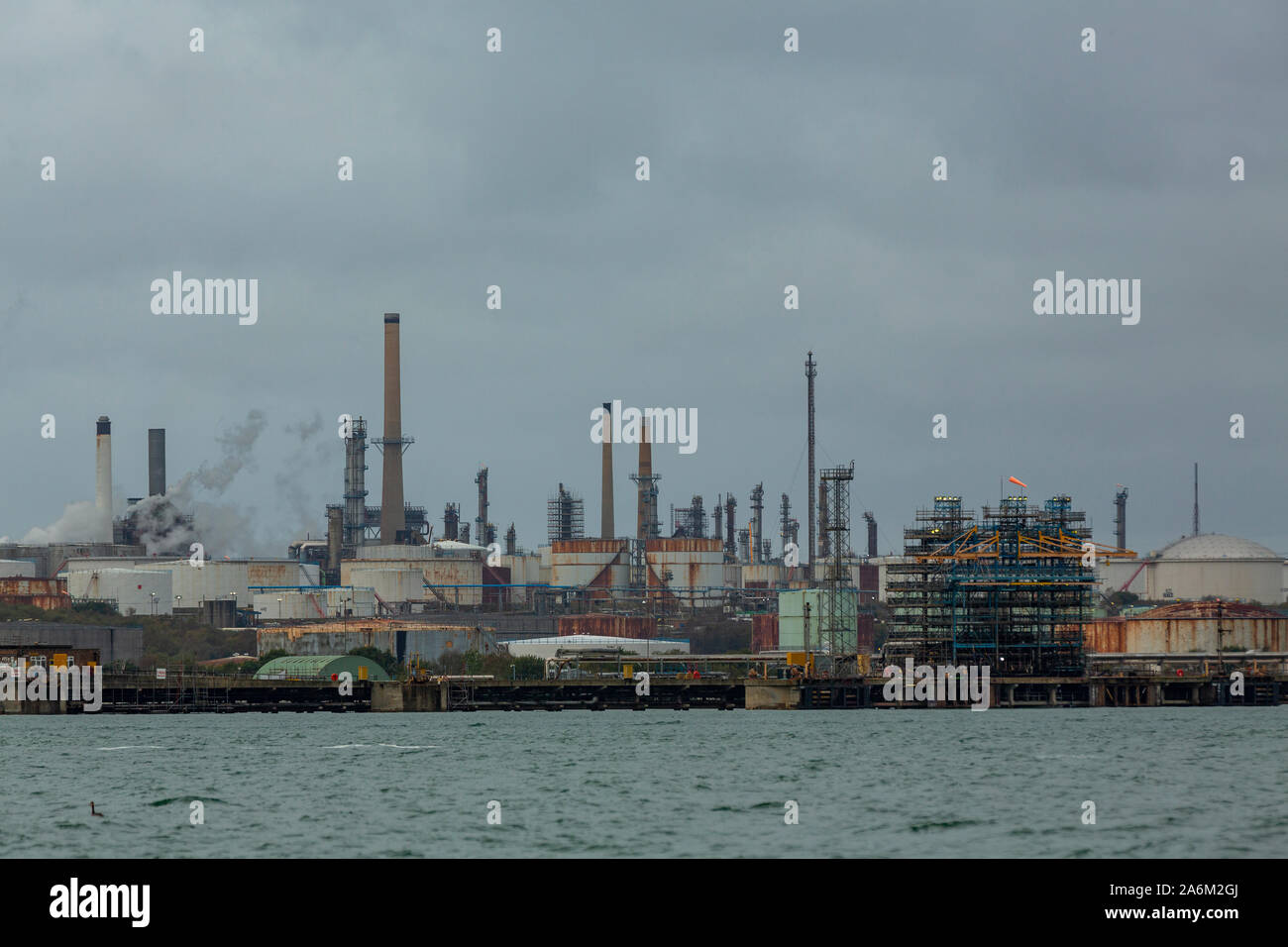 Fawley refinery hi-res stock photography and images - Alamy