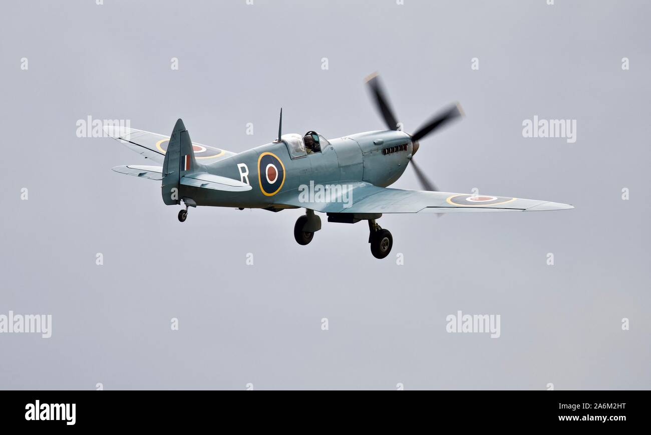 Supermarine Spitfire PR Mk XI PL965 taking off form the historical ...