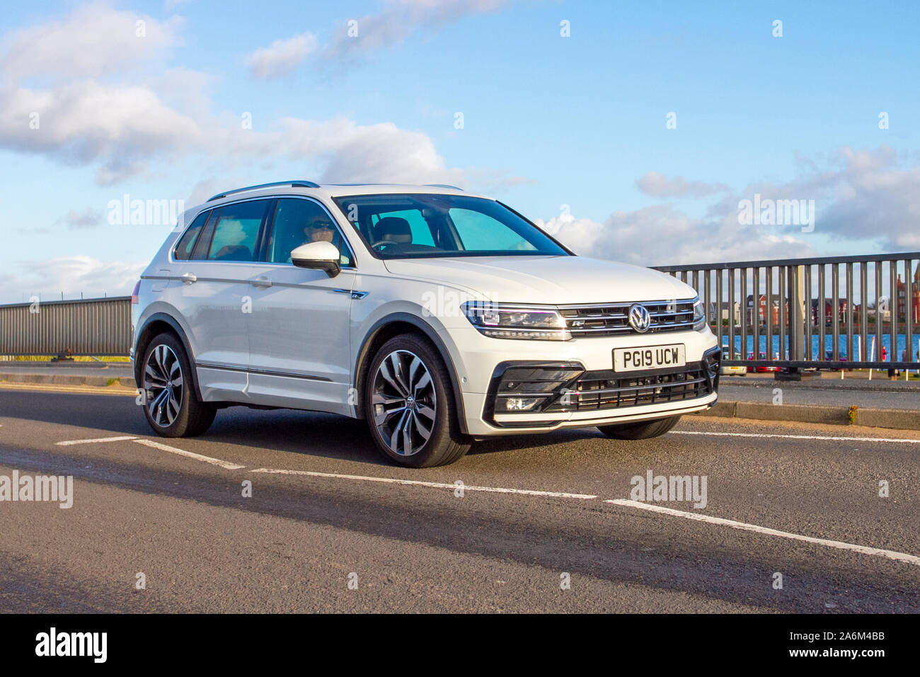 Vw tiguan r line hi-res stock photography and images - Alamy