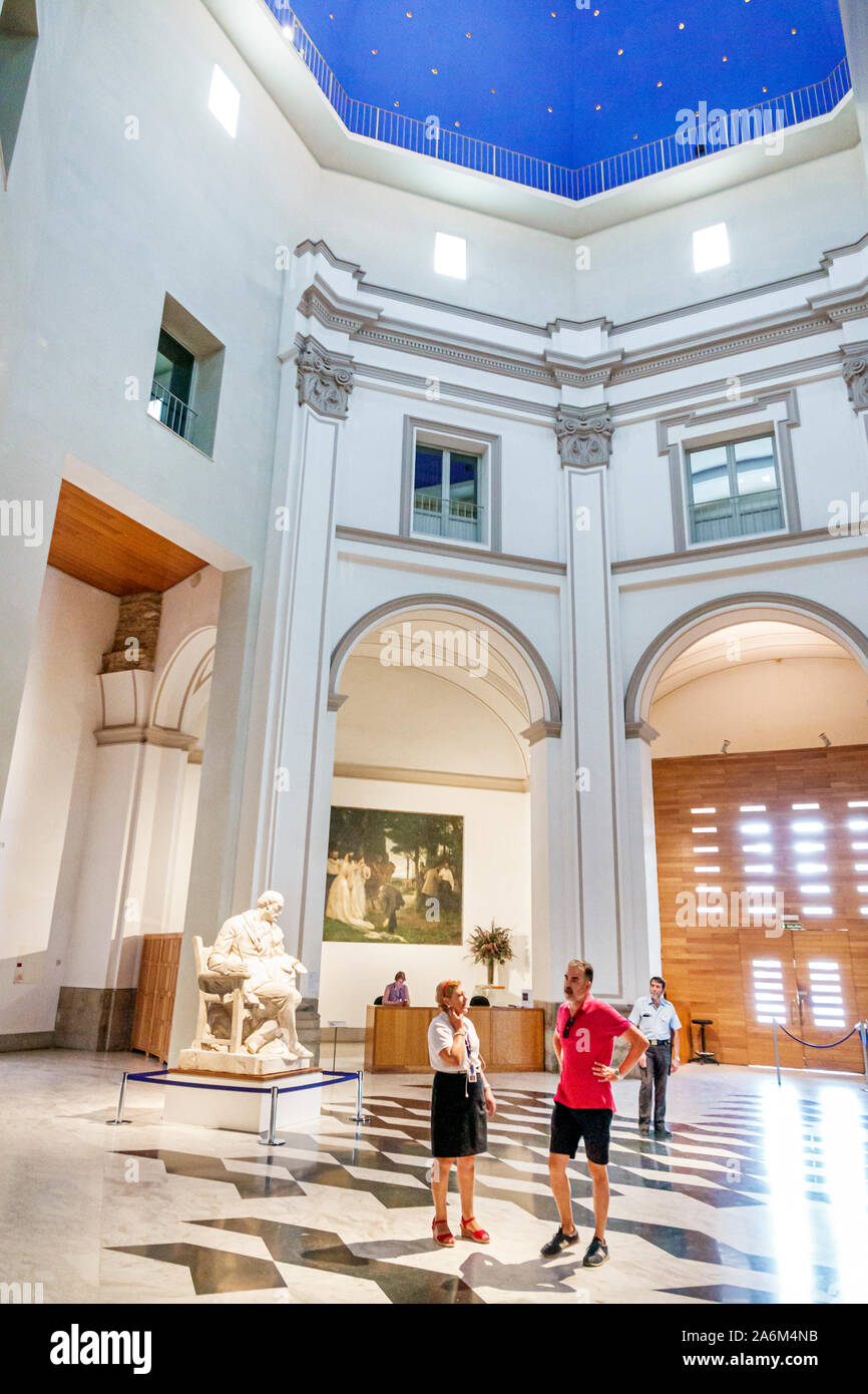 Sculpture inside atrium hi-res stock photography and images - Alamy
