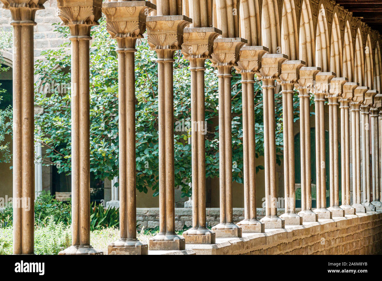 Arches And Columns High Resolution Stock Photography and Images - Alamy