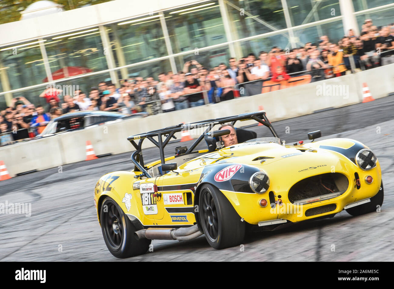 Modified Sports Cars Stunts